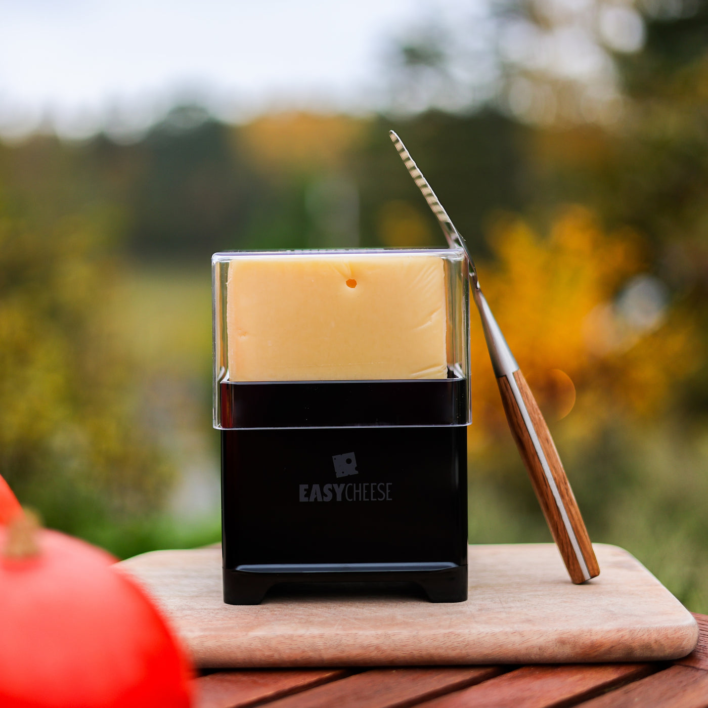 EasyCheese® Osteklokke Original - Svart - Genial oppbevaring til ost